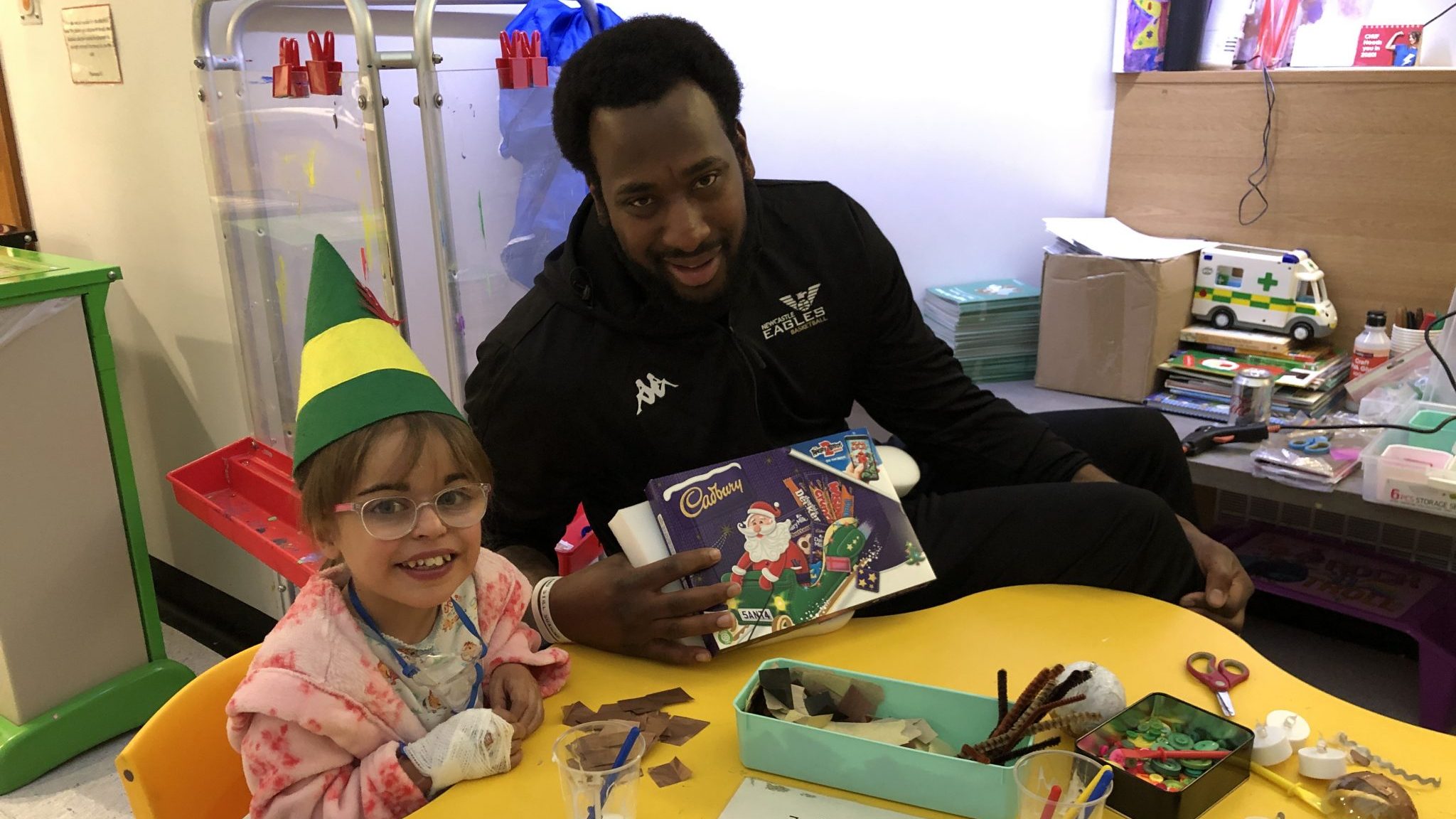 Eagles Christmas Visit to Children at the Freeman Hospital – Newcastle ...