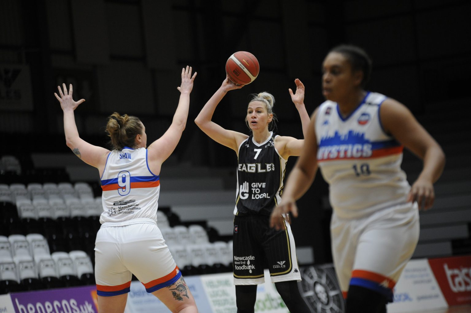 Lisa and Mante Fly Eagles’ Nest – Newcastle Eagles