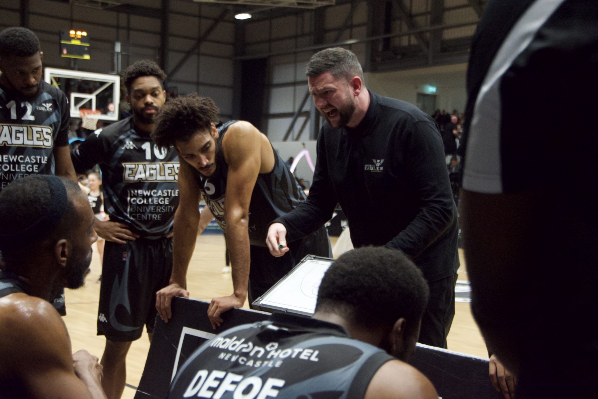 Eagles Go Big With Branden – Newcastle Eagles