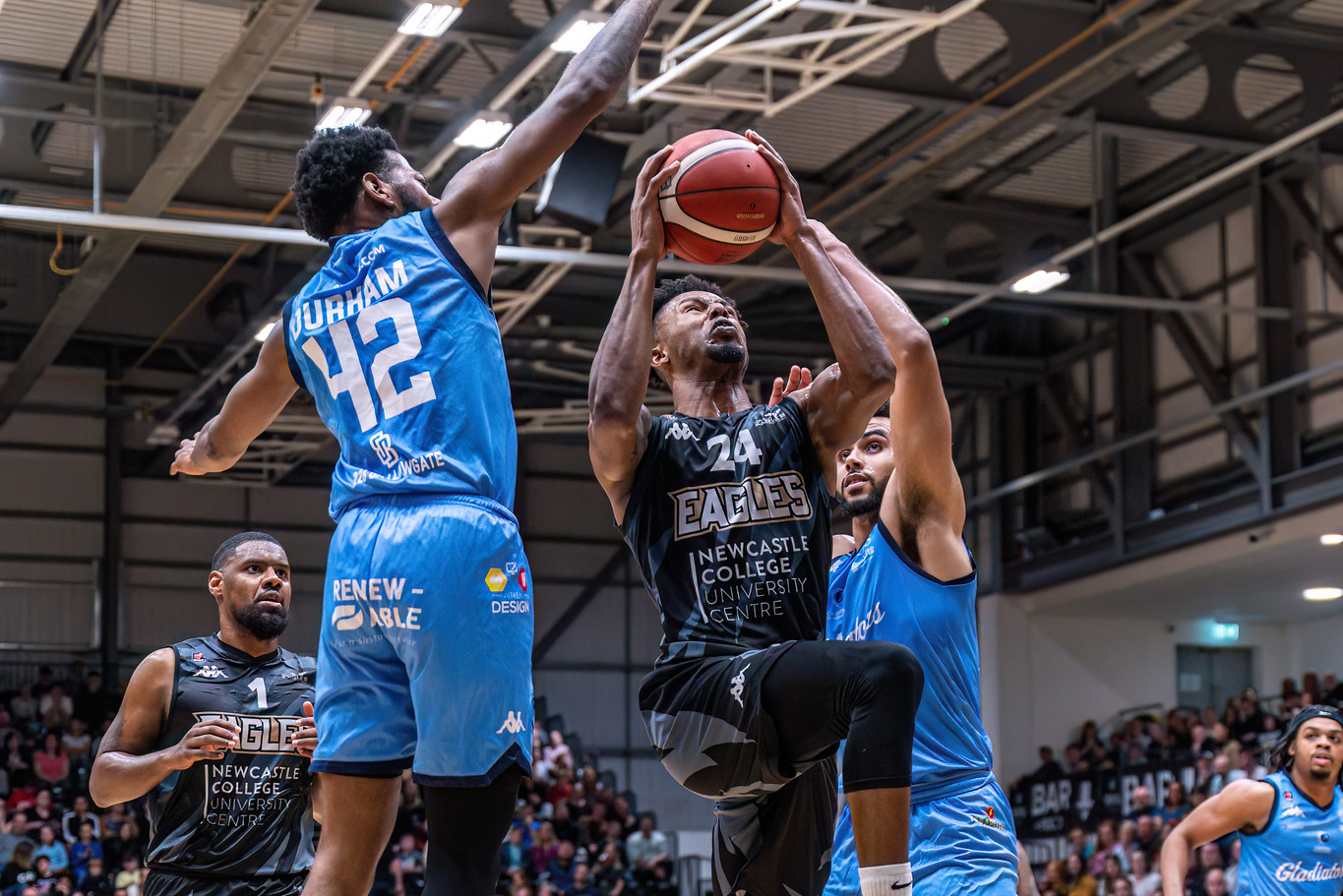 Javion and Justin in All-Star Five – Newcastle Eagles