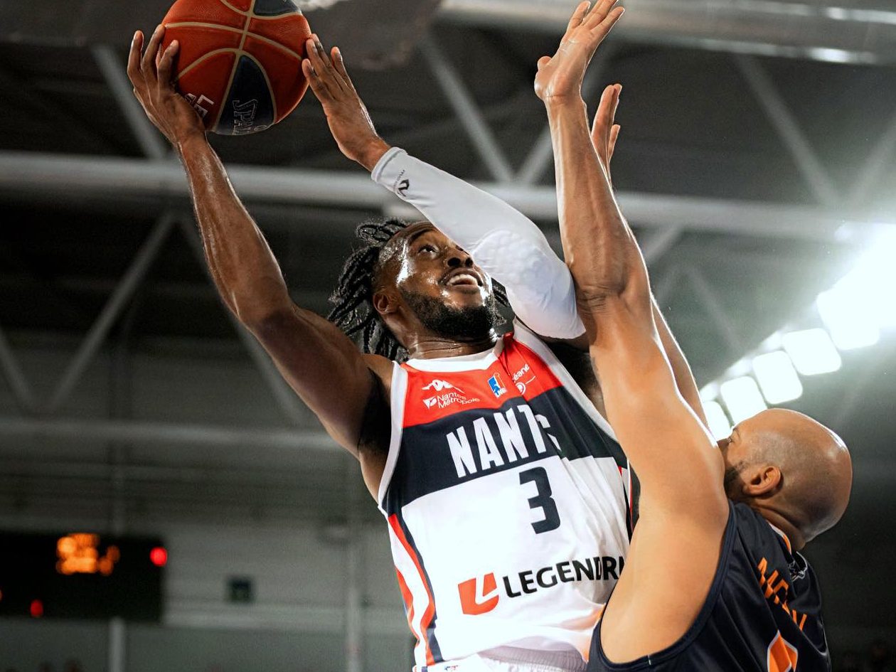 Mike Czech, One Two Three – Newcastle Eagles